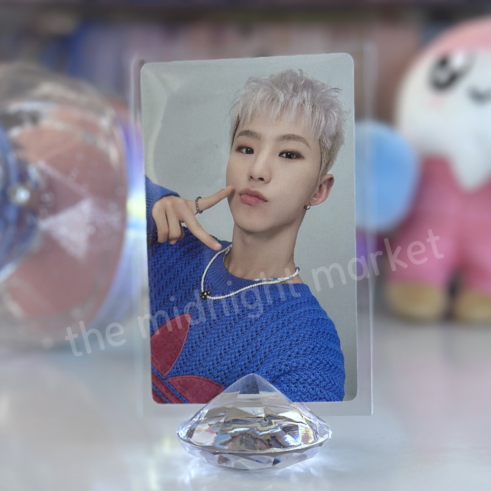 Hoshi - The Name;17 - 2022 SVT Photobook - The Midnight Market